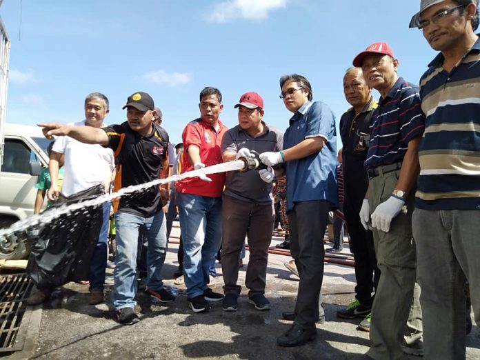 500 Penduduk Debak Sertai Gotong-Royong Perdana 2019 - Sarawak News Network
