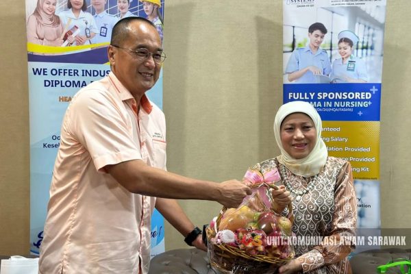 Kolej I-Systems Kuching menawarkan peluang kerjaya melalui Diploma ...