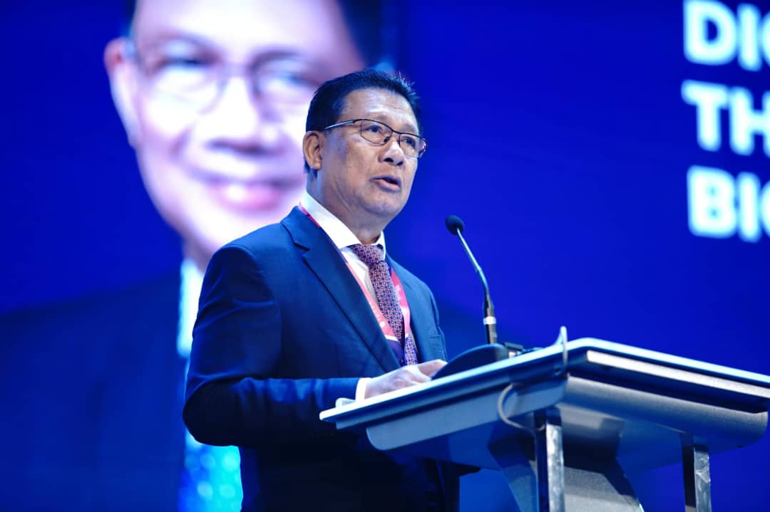 Teknologi AI dan Data main peranan jayakan visi PCDS 2030 - Sarawak ...